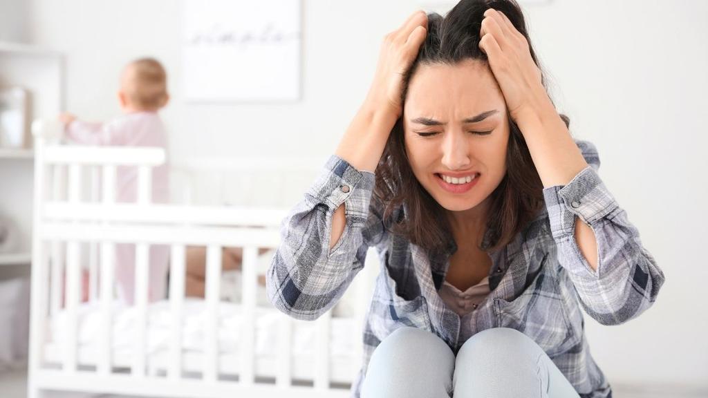 What’s Causing my Postpartum Headache? | Peanut