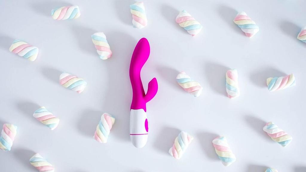 How To Use A Vibrator 10 Tips Peanut