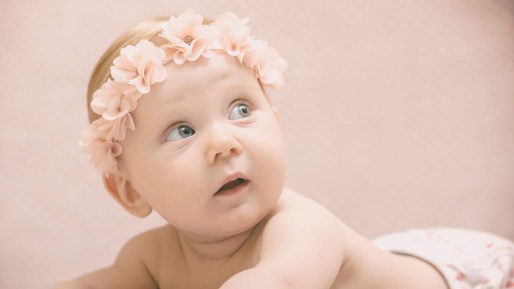 49 Classic Old-Fashioned Baby Girl Names and Their Meanings | Peanut